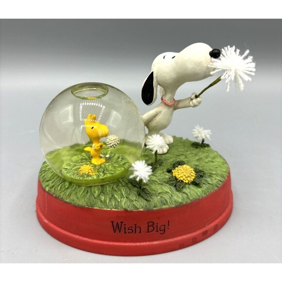 Hallmark | Accents | 22 Peanuts Gallery Wish Big Figurine Water Globe ...